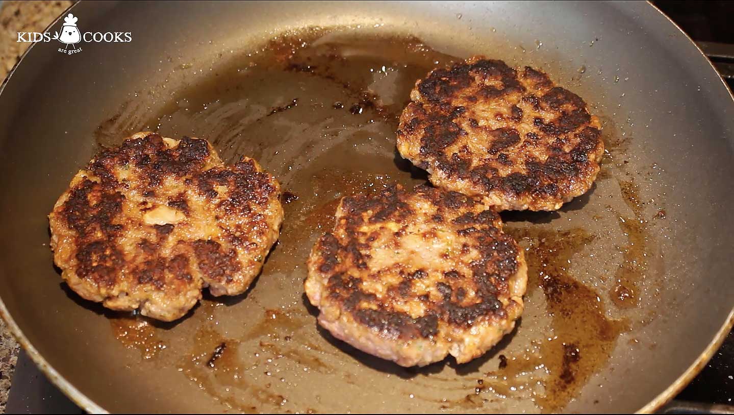 How To Make The Perfect Hamburger | Recipe, Cooking Lesson For Kids
